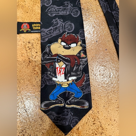 Warner Bros. | Accessories | Vtg Warner Bros Studio Neck Tie Biker Taz ...